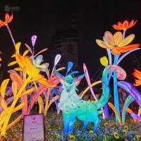 China Custom Fantasy Mythical Fox‑Beast LED Lantern, Gradient Color Spirit Animal Light Sculpture for Park Lantern Festival for sale