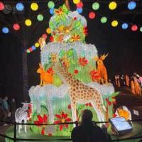 China Custom Waterproof Christmas Cake & Santa LED Lantern Festival Light for Amusement Park & Holiday Event for sale