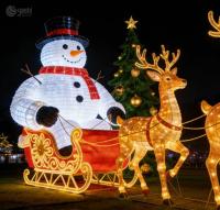 China Custom Giant Snowman & Reindeer Sleigh LED Lantern Waterproof Outdoor Christmas Decor for Light Shows & Malls for sale