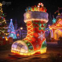 China Giant LED Christmas Hat Pattern Lighting Solution for Outdoor New Year & Christmas Events for sale