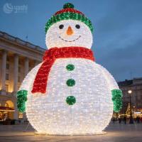 China Custom LED Wire Frame Snowman Light Sculpture, Giant Outdoor Snowman Christmas Light with Gift Boxes for Yard & Plaza Decor for sale