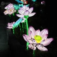 China Custom Purple Gradient Lotus Lantern, Large LED Color‑Shifting Water Lotus Light Sculpture for Night Festival for sale
