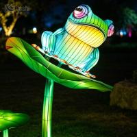 China Custom Peacock Bird LED Animal Lantern, Tropical Nature Theme Outdoor Light Installation for sale