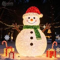 China Custom Large LED Lighted Snowman Sculpture, Outdoor 3D Wireframe Snowman Light with Gift Boxes & Candy Cane for Christmas Decor, Support Customization for sale