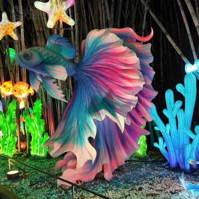 China Custom Hand‑made Giant Glowing Betta Fish Lantern Immersive Ocean‑Theme Light Installation for Park and Zoo Night‑Tour Festival Decorations for sale