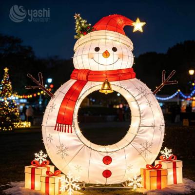 China Custom Snowman Photo Frame Arch Festival Lantern Large Outdoor Christmas Light For Park Zoo Holiday Event Decoration for sale