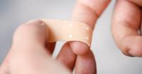 China No Irritation Skin Medical Hot Melt Adhesive Removable Pressure Sensitive Adhesive for sale