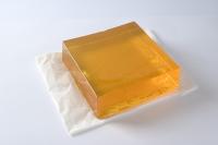 China Good Heat Resistance Film Glue Hot Melt Adhesive For Food Folding Box Bonding for sale
