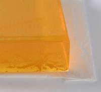 China Pressure Sensitive Packaging Hot Melt Adhesive Yellow For Wet Tissue Plastic Covers for sale