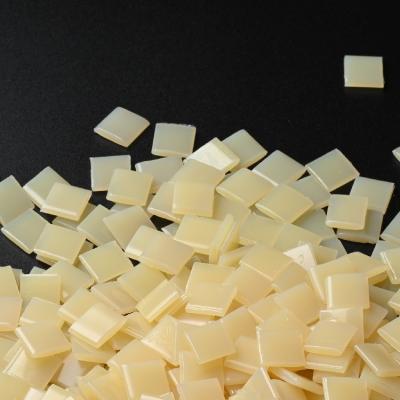 China EVA Based Hot Melt Adhesive Edge Banding Adhesive PVC Bonding for sale