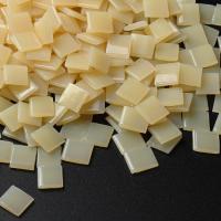 China Woodworking Hot Melt Adhesive Glue Low Operating Temperature 7085-85-0 for sale