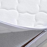China Fabric Glue Polyolefin Based Hot Melt Glue For Mattress Luggage for sale