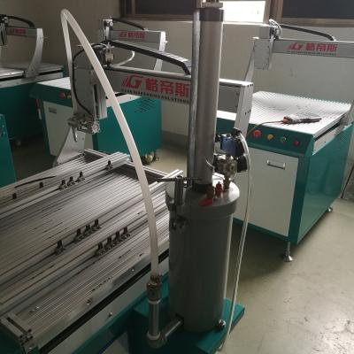 China PLC Control Automatic Glue Dispensers Waterproof Glue Dispensing System 3 Axis for sale