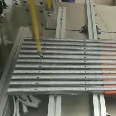 China 1:1 Automatic Glue Dispensers 2280*1380*1500mm Robotic Dispensing System Customized for sale