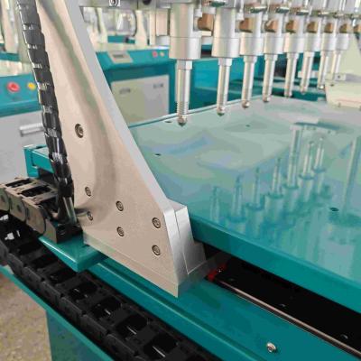China Multi Heads Glue Dispensing Robot 220V Automated Adhesive Dispenser 600*600MM for sale