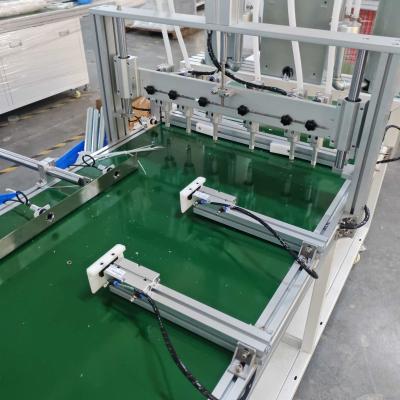 China Multi Heads Gluing Dispenser 300pcs/H - 500pcs/H Silicone Dispensing Systems On Line for sale