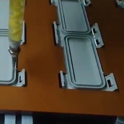 China High Precision Glue Potting Machine 40% Faster Cycle Times and ±1% Dosing Accuracy for Industrial Environments for sale