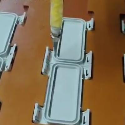 China Vacuum Degassing Function Automatic to eliminate air bubbles Advanced Robotic Arm for Precise Potting potting machines for sale