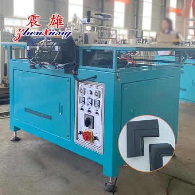China Fast Door Gasket Production Line Accurate Double Corner Automatic Welding Machine for sale