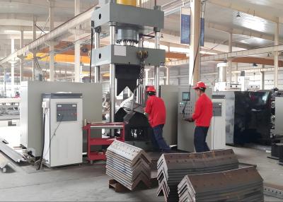 China 3150KN Oil Tank Pressure Cnc Angle Heating Bending Machine In Iron Tower Industry for sale