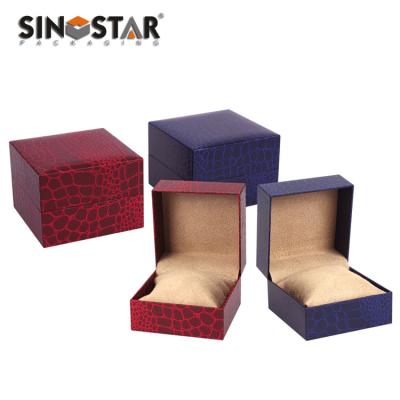China Sinostar SWL Single Watch Box Snap Button Closure Velvet Interior 1 Watch Capacity for sale
