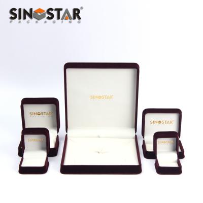 China Customized Acrylic Jewelry Display Sets Stackable Space Saving 4-Piece Set for sale