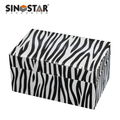 China Custom Rectangular Leather Jewelry Box 1000 MOQ Velvet Interior for Small Medium Jewelry for sale