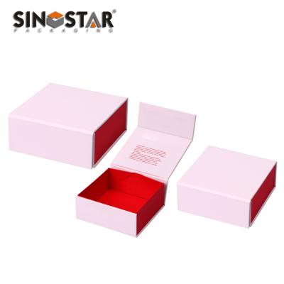 China Custom Coated Paper Jewelry Box with Lid for Rings Necklaces Storage 10x10x5cm for sale
