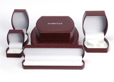 China Custom Logo Leather Jewelry Organizer Box Waterproof 200gsm Artpaper Gift Packaging for sale
