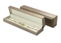 China Handmade Small Leather Jewelry Box Case High Glossy Custom Logo Color 15x10x5 cm for sale