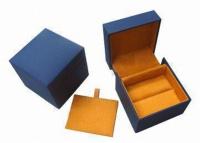 China Custom Handmade Jewelry Boxes Cardboard Velvet Paper Packaging 2000 Pieces MOQ for sale