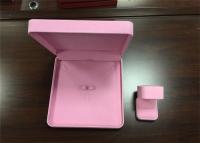 China Custom Pink Velvet Jewelry Box Eco-Friendly Ladies Earring Storage Case 200gsm for sale