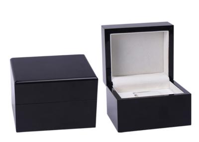 China High Gloss Black Wooden Watch Box 9mm MDF Eco Friendly Custom Logo for sale