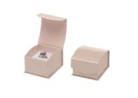 China Custom Cardboard Ring Jewelry Box Eco-Friendly Recyclable Kraft Paper 100gsm for sale