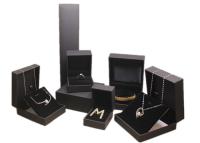 China Custom Black Leather Jewelry Box 1000pcs MOQ Luxury Travel Case with Velvet Insert for sale