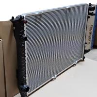 China 2013-2016 Year OE NO. 3w0 121 253 E Suitable for Bentley Coolant Radiator for sale