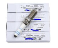 China Spark Plug 3.0 3.6 4.8 For Porsche Cayenne 958 997 987 970 OEM 99917013090 95817022290 for sale