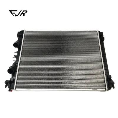 China 670038340 670030844 670107326 6700087 Coolant Radiator For Ghibli Quattroporte Levante for sale