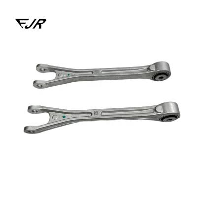 China 670002808 Automotive Rear Suspension Control Arm for Ghibli Levante Quattroporte 2017-2018 for sale