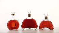China 250ml Empty Square Glass Liquor Bottle Gold Label for Whisky Wine Champagne Custom for sale