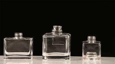 China 500ml 750ml Special Shaped Glass Bottle for Champagne Wine Fruit Juice Beverage for sale