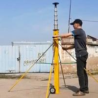 China Lightweight Hand Winch Portable Telescoping Aluminum Mast for sale