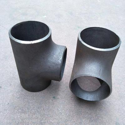 China JIS B2311 Sch40 Carbon Steel Reducing Tee 1 Inch Black Pipe Tee Wpb for sale