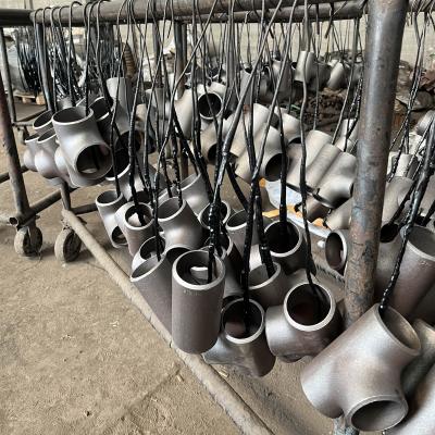 China Threaded Carbon Steel Tees 6” SCH20-SCH160 for sale