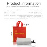 China 1000°C Ceramic Fiber Fire Extinguisher Blanket 1m High Temperature Industrial Safety Cover for Chemical Plants for sale