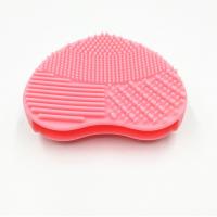 China Heart Shape Silicone Makeup Brush Cleaner 82*74*30mm Custom Silicone Products Beauty Tool for sale