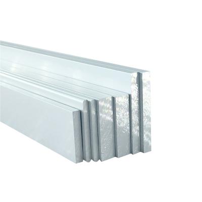 China 3105 Aluminum Metal Flat Bar ASTM JIS Customized Length for sale
