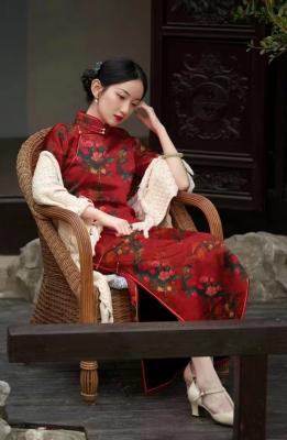 China 100% Natural Silk OEKO-TEX fabric 25MM Bright satin stretch silk Red cloud gauze for girl/women fashion elegant dresses for sale