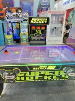 China Multi pucks air hockey 2 players air hockey table sport game machine for sale