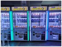 China Key Master game machine with bill banknote and coin acceptor shoe phone gift out prize present vending machine for sale